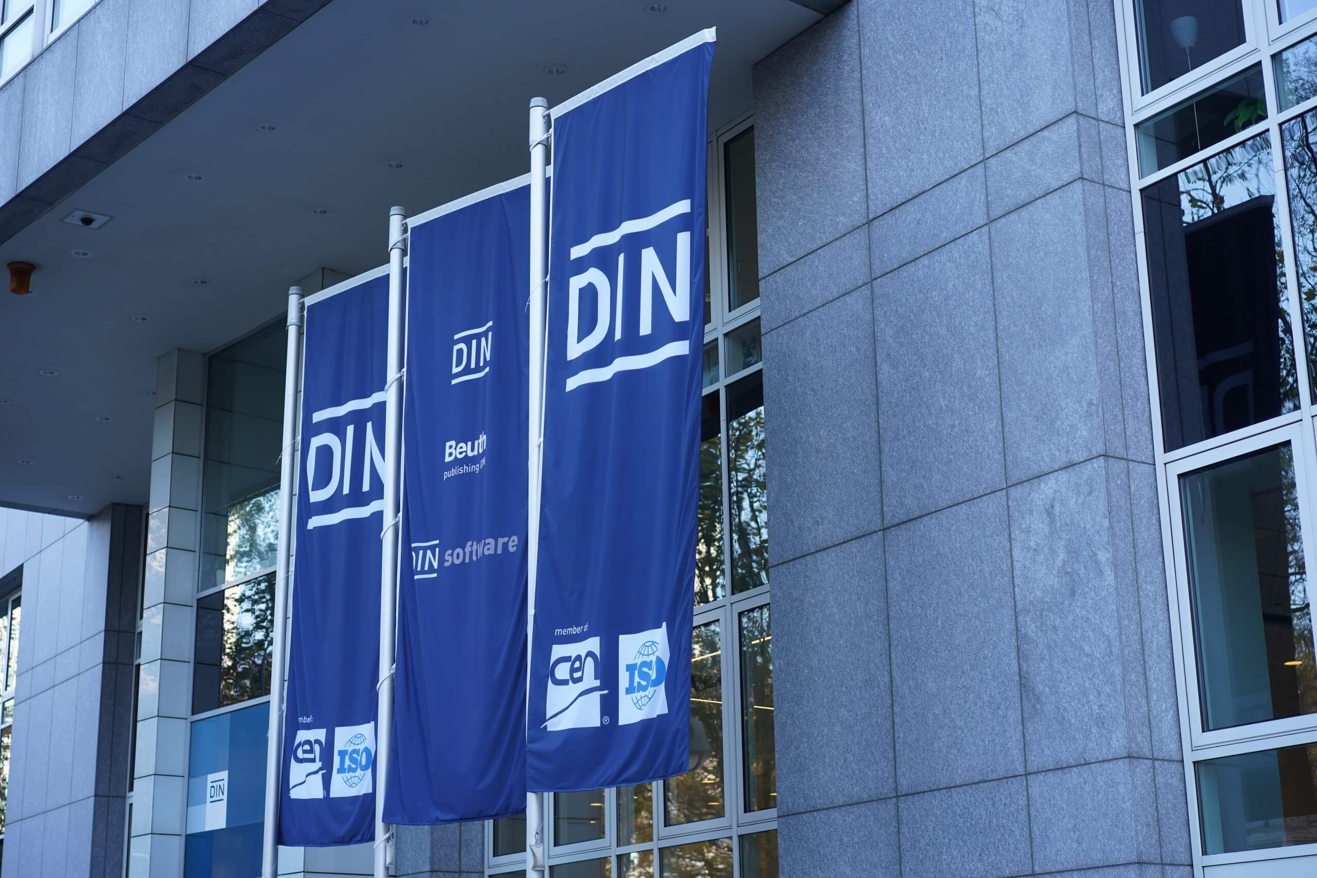 DIN: Die Geschichte von Normung und Institut - Geschichte kompakt